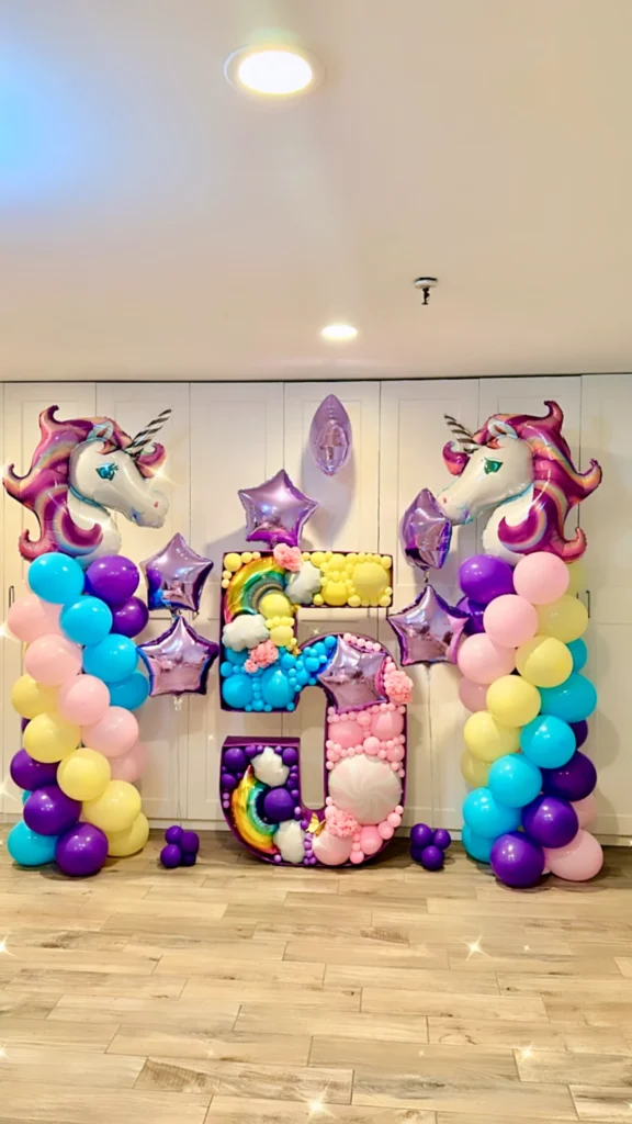 Decoration columns and balloon box - Mvfiestas & Balloons